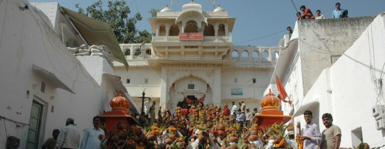 Explore Brahma Temple Pushkar: A Complete Travel Guide