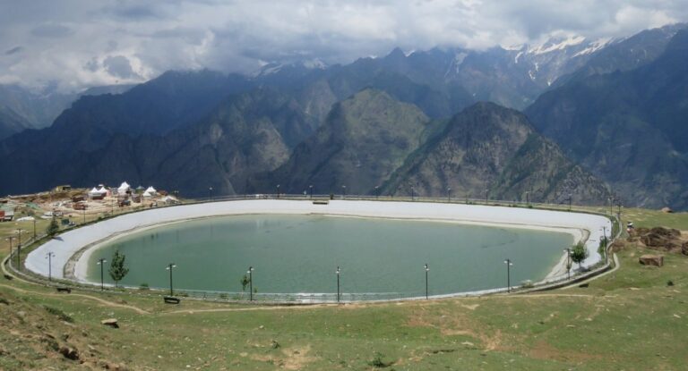 Complete Travel Guide for Auli Trip in December 2024