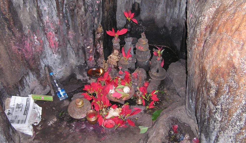 Explore Borra Caves Araku - Timings, Entry Fee, History & Facts