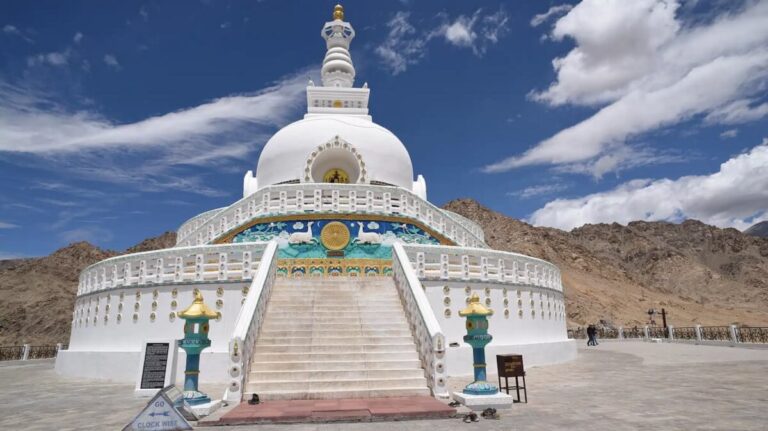 Ladakh in April 2026 – Weather, Attractions & Travel Tips