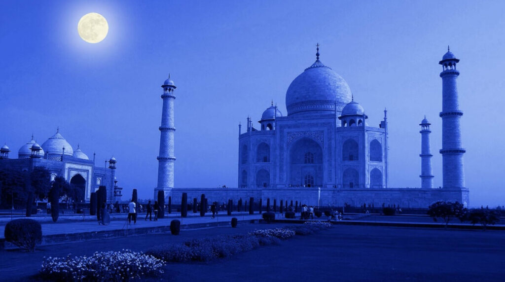 Taj Mahal by Moonlight | Full Moon Viewing Guide 2025–2026