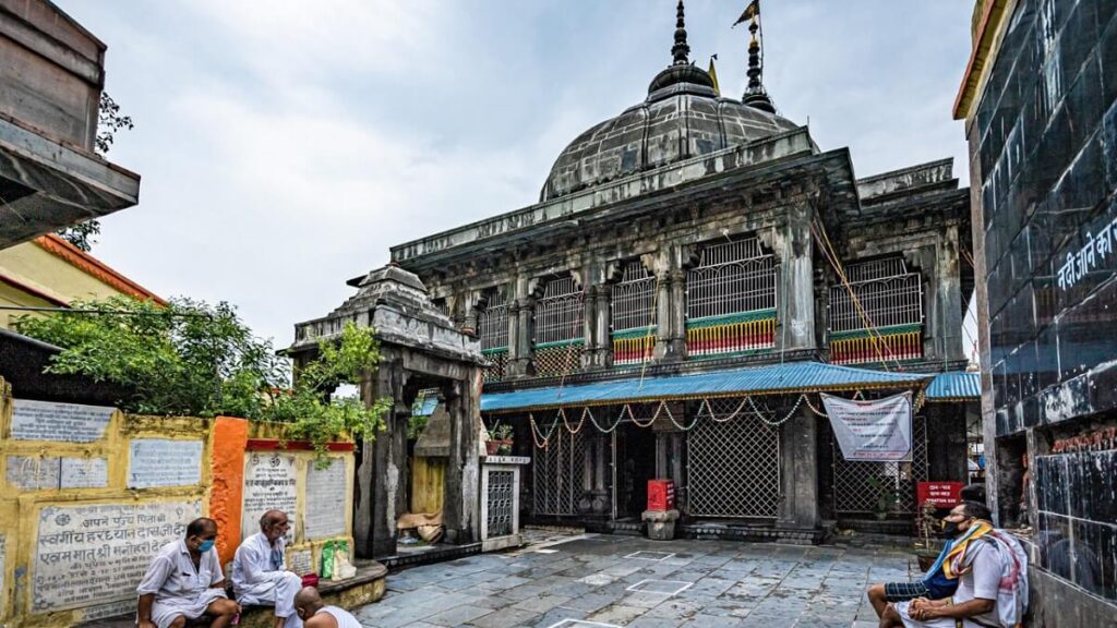 How to Reach Vishnupad Temple, Gaya – Complete Travel Guide