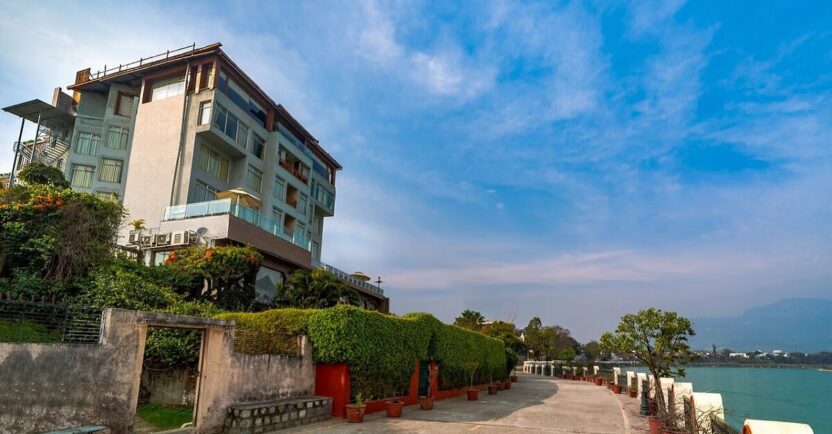Top 10 Hotels in Rishikesh – Your Stay Guide in the Yoga Capital
