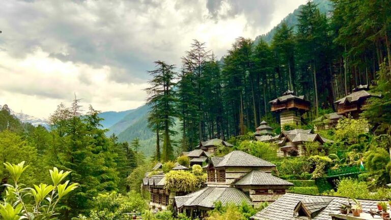Best Time to Visit Manali for Snowfall, Treks & Adventure