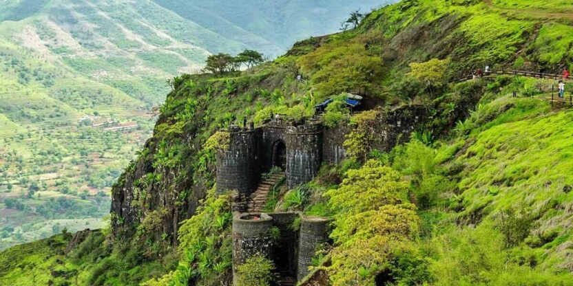 Majestic historical forts in India to Visit During Rainy Season