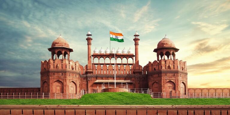 How to Reach Red Fort: Address, Metro Routes & Travel Tips