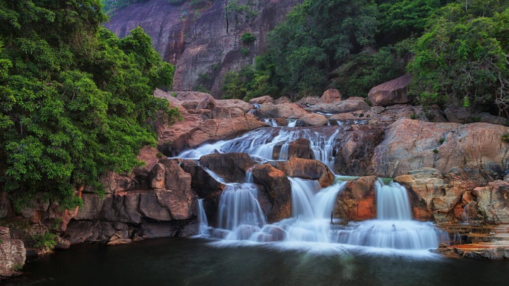 Jharkhand in December – Explore Hidden Waterfalls & Scenic Hills