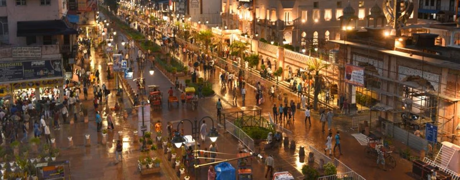 Chandni Chowk Tour Packages - Explore Delhi's Iconic Market and Heritage